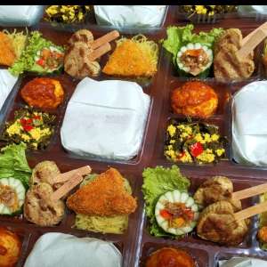 Lunch box Sate ikan - Sinergi Smart Tumbas